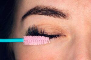 Can an Eyelash Go Behind Your Eye? Exploring the Possibility and ...
