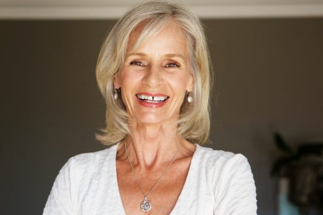 Eye Makeup Tips for Women over 60 with Hazel Eyes - The Product Guide