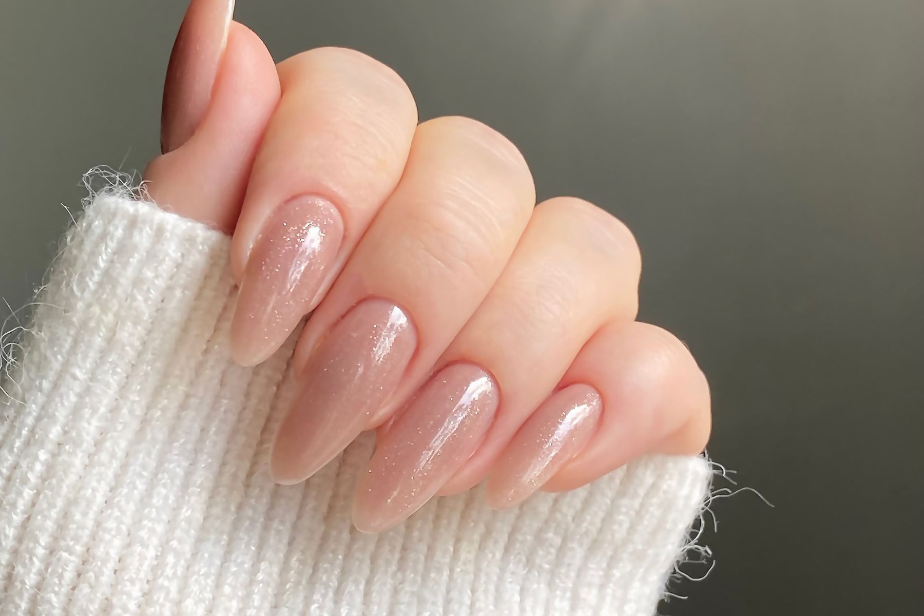 Why Do My Nails Burn When I Get Acrylic Nails? - The Product Guide